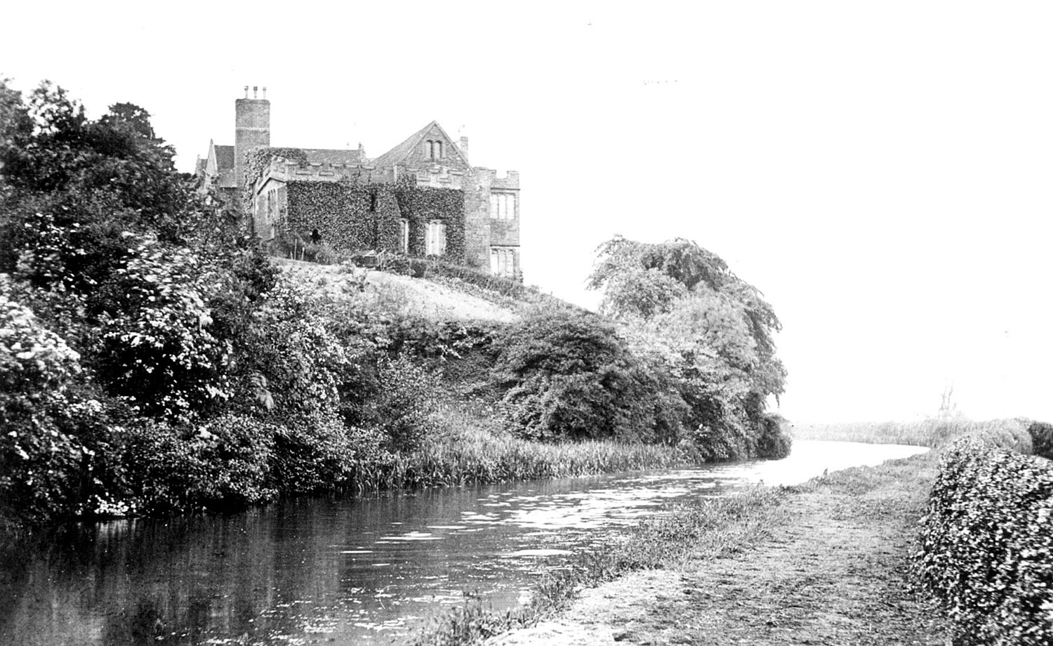 Polesworth. Pooley Hall - Our Warwickshire